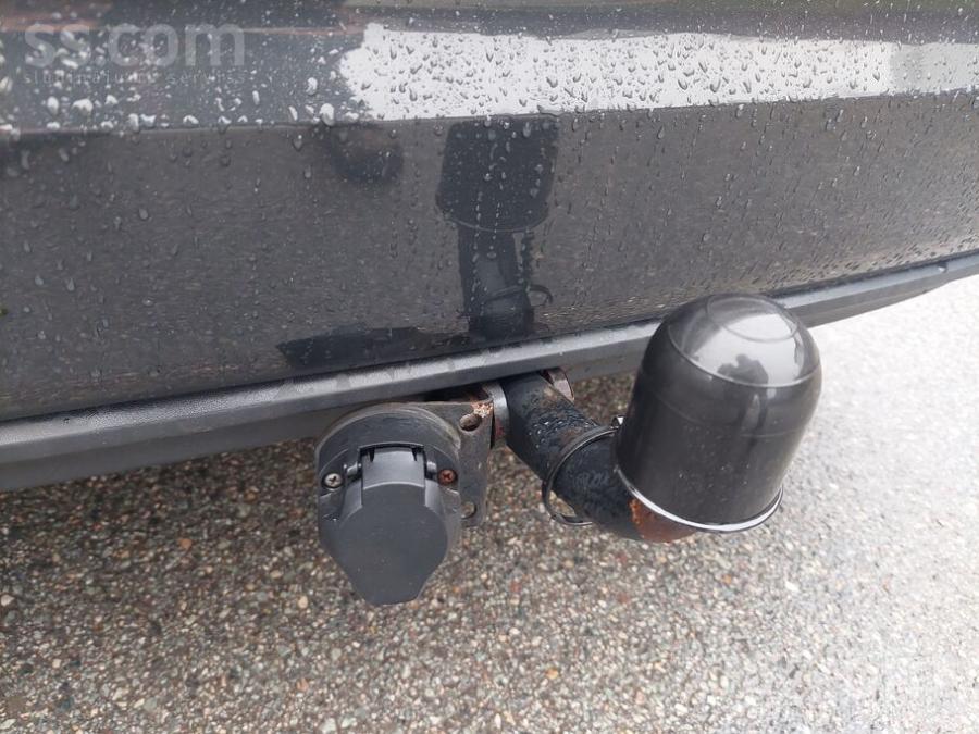 Grey Volkswagen Golf Sportsvan 2015 in Riga, with an engine capacity of 1.60 L and mileage of 0 thousand km for 7195 €, photo 35 on AUTOMOTO.COM.LV