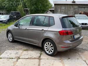 Grey Volkswagen Golf Sportsvan 2015 in Ludza, with an engine capacity of 1.60 L and mileage of 228 thousand km for 7450 €, photo 7 on AUTOMOTO.COM.LV