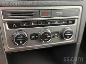 Grey Volkswagen Golf Sportsvan 2015 in Ludza, with an engine capacity of 1.60 L and mileage of 228 thousand km for 7450 €, photo 17 on AUTOMOTO.COM.LV