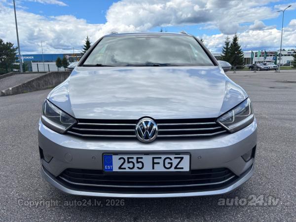 Pelēks Volkswagen Golf Sportsvan 2016 Paide, ar dzinēja tilpumu 2.00 L un nobraukumu 291 tūkst. km par 7990 €, foto 2 vietnē AUTOMOTO.COM.LV