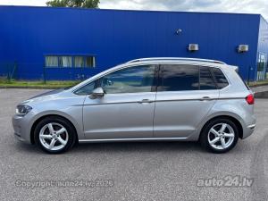 Pelēks Volkswagen Golf Sportsvan 2016 Paide, ar dzinēja tilpumu 2.00 L un nobraukumu 291 tūkst. km par 7990 €, foto 4 vietnē AUTOMOTO.COM.LV