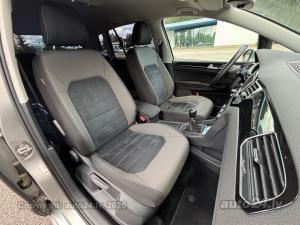 Pelēks Volkswagen Golf Sportsvan 2016 Paide, ar dzinēja tilpumu 2.00 L un nobraukumu 291 tūkst. km par 7990 €, foto 11 vietnē AUTOMOTO.COM.LV