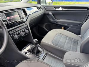 Pelēks Volkswagen Golf Sportsvan 2016 Paide, ar dzinēja tilpumu 2.00 L un nobraukumu 291 tūkst. km par 7990 €, foto 13 vietnē AUTOMOTO.COM.LV