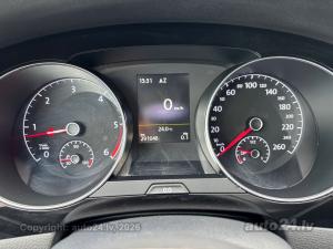Pelēks Volkswagen Golf Sportsvan 2016 Paide, ar dzinēja tilpumu 2.00 L un nobraukumu 291 tūkst. km par 7990 €, foto 16 vietnē AUTOMOTO.COM.LV