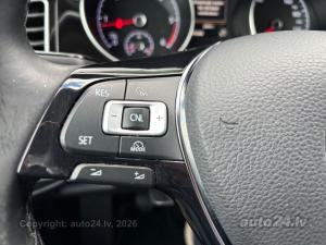 Pelēks Volkswagen Golf Sportsvan 2016 Paide, ar dzinēja tilpumu 2.00 L un nobraukumu 291 tūkst. km par 7990 €, foto 18 vietnē AUTOMOTO.COM.LV