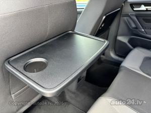 Pelēks Volkswagen Golf Sportsvan 2016 Paide, ar dzinēja tilpumu 2.00 L un nobraukumu 291 tūkst. km par 7990 €, foto 22 vietnē AUTOMOTO.COM.LV