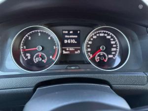 Grey Volkswagen Golf Sportsvan 2017 in Vilnius, with an engine capacity of 1.60 L and mileage of 286 thousand km for 7900 €, photo 22 on AUTOMOTO.COM.LV