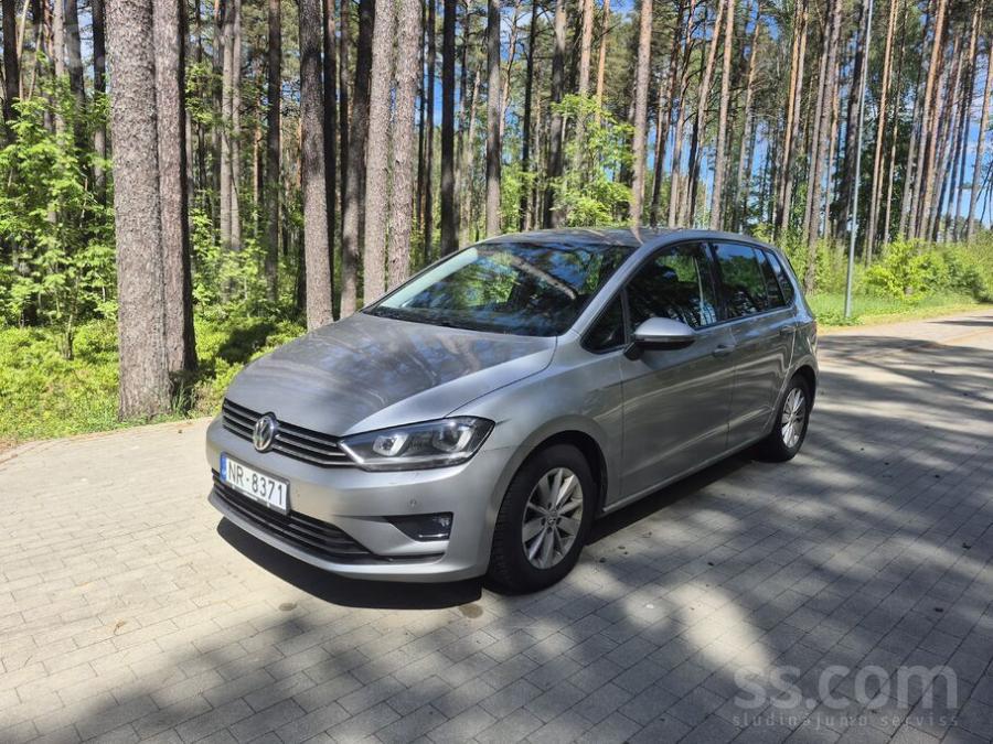 Volkswagen Golf Sportsvan 2014 Rīga, ar dzinēja tilpumu 1.60 L un nobraukumu 185 tūkst. km par 8100 €, foto 1 vietnē AUTOMOTO.COM.LV