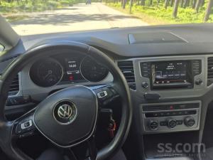 Volkswagen Golf Sportsvan 2014 Rīga, ar dzinēja tilpumu 1.60 L un nobraukumu 185 tūkst. km par 8100 €, foto 6 vietnē AUTOMOTO.COM.LV