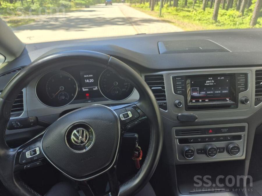 Volkswagen Golf Sportsvan 2014 Rīga, ar dzinēja tilpumu 1.60 L un nobraukumu 185 tūkst. km par 8100 €, foto 6 vietnē AUTOMOTO.COM.LV