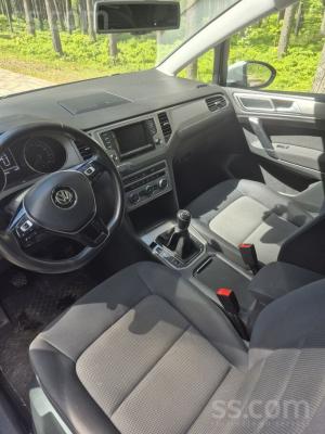 Volkswagen Golf Sportsvan 2014 Rīga, ar dzinēja tilpumu 1.60 L un nobraukumu 185 tūkst. km par 8100 €, foto 8 vietnē AUTOMOTO.COM.LV