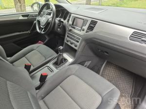 Volkswagen Golf Sportsvan 2014 Rīga, ar dzinēja tilpumu 1.60 L un nobraukumu 185 tūkst. km par 8100 €, foto 9 vietnē AUTOMOTO.COM.LV