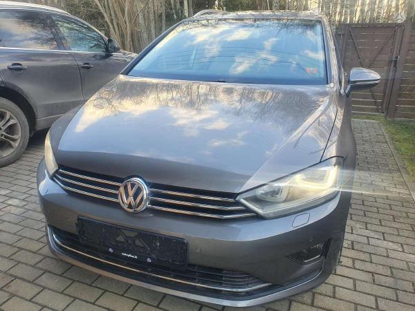 Volkswagen Golf Sportsvan 2015 in Siauliai, with an engine capacity of 1.60 L and mileage of 177 thousand km for 7999 €, photo 1 on AUTOMOTO.COM.LV