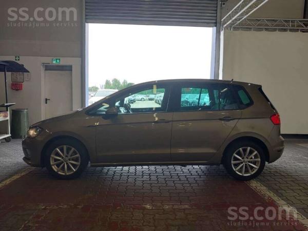 Volkswagen Golf Sportsvan 2015 Cēsis, ar dzinēja tilpumu 1.60 L un nobraukumu 0 tūkst. km par 8300 €, foto 7 vietnē AUTOMOTO.COM.LV