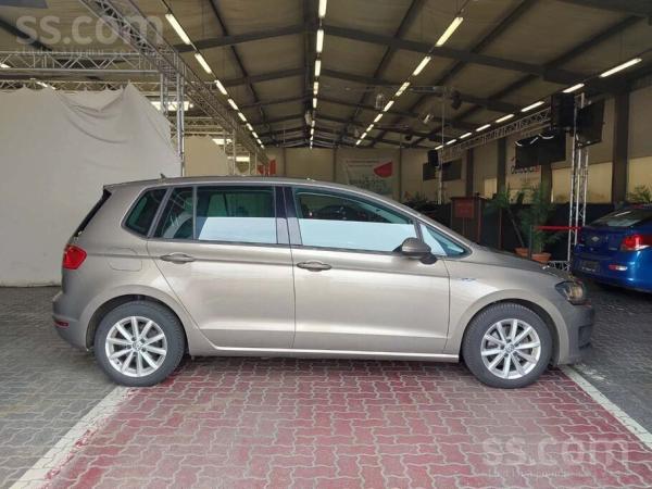 Volkswagen Golf Sportsvan 2015 Cēsis, ar dzinēja tilpumu 1.60 L un nobraukumu 0 tūkst. km par 8300 €, foto 8 vietnē AUTOMOTO.COM.LV