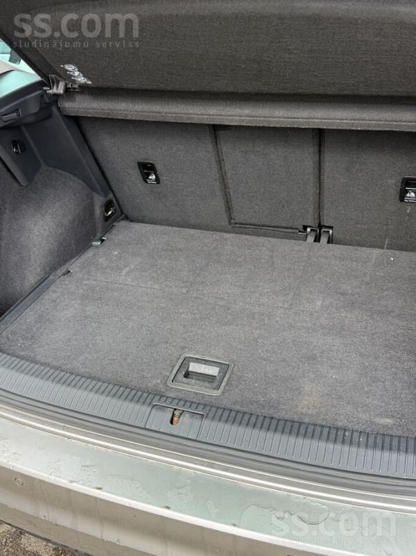 Volkswagen Golf Sportsvan 2015 in Daugavpils, with an engine capacity of 1.60 L and mileage of 244 thousand km for 5500 €, photo 9 on AUTOMOTO.COM.LV