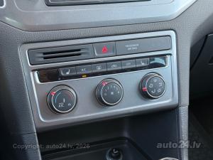 Volkswagen Golf Sportsvan 2015 in Tartu, with an engine capacity of 1.40 L and mileage of 79 thousand km for 10500 €, photo 16 on AUTOMOTO.COM.LV