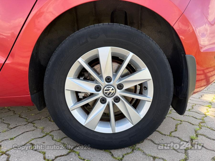 Volkswagen Golf Sportsvan 2015 in Tartu, with an engine capacity of 1.40 L and mileage of 79 thousand km for 10500 €, photo 18 on AUTOMOTO.COM.LV