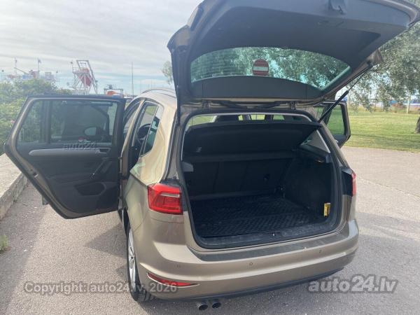 Volkswagen Golf Sportsvan 2016 in Tallinn, with an engine capacity of 1.40 L and mileage of 163 thousand km for 8990 €, photo 6 on AUTOMOTO.COM.LV