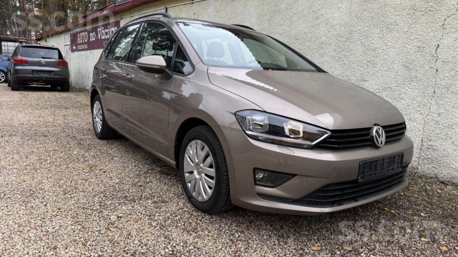 Volkswagen Golf Sportsvan 2014 in Valmiera, with an engine capacity of 1.60 L and mileage of 180 thousand km for 7350 €, photo 1 on AUTOMOTO.COM.LV