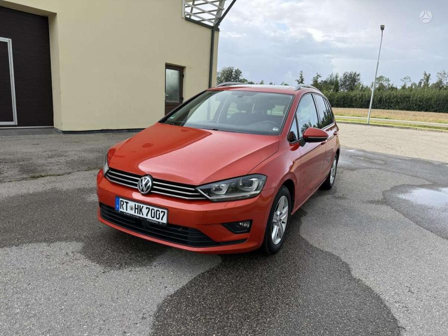 Oranžs Volkswagen Golf Sportsvan 2015 Panevēža, ar dzinēja tilpumu 1.60 L un nobraukumu 232 tūkst. km par 6600 €, foto 7 vietnē AUTOMOTO.COM.LV
