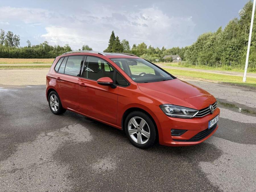 Oranžs Volkswagen Golf Sportsvan 2015 Panevēža, ar dzinēja tilpumu 1.60 L un nobraukumu 232 tūkst. km par 6600 €, foto 9 vietnē AUTOMOTO.COM.LV
