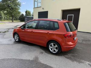 Oranžs Volkswagen Golf Sportsvan 2015 Panevēža, ar dzinēja tilpumu 1.60 L un nobraukumu 232 tūkst. km par 6600 €, foto 13 vietnē AUTOMOTO.COM.LV