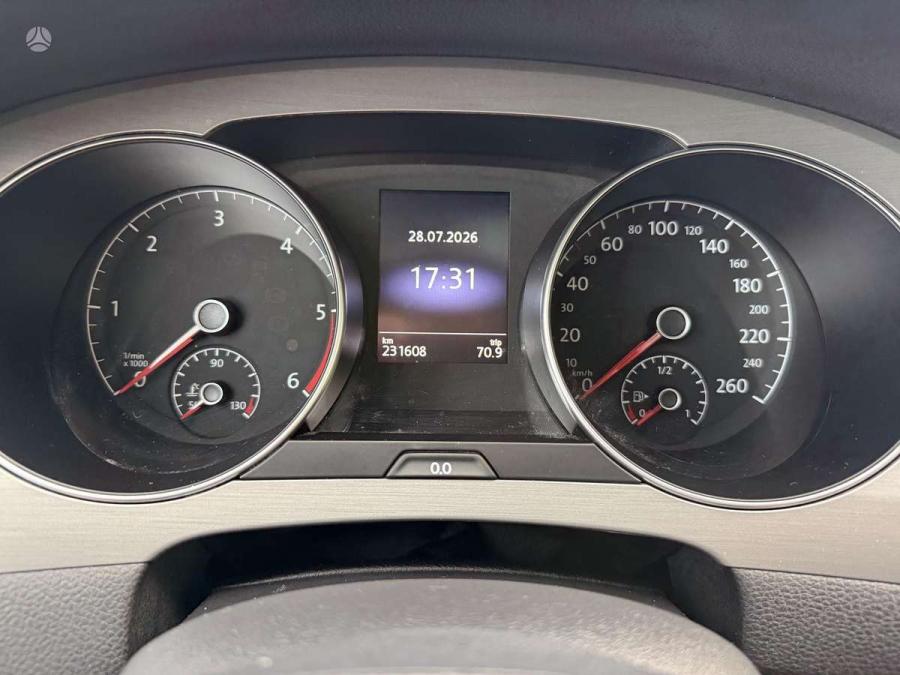 Oranžs Volkswagen Golf Sportsvan 2015 Panevēža, ar dzinēja tilpumu 1.60 L un nobraukumu 232 tūkst. km par 6600 €, foto 23 vietnē AUTOMOTO.COM.LV