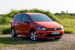 Orange Volkswagen Golf Sportsvan 2014 in Riga, with an engine capacity of 1.60 L and mileage of 209 thousand km for 8995 €, photo  on AUTOMOTO.COM.LV