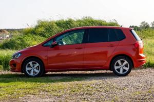 Oranžs Volkswagen Golf Sportsvan 2014 Rīga, ar dzinēja tilpumu 1.60 L un nobraukumu 209 tūkst. km par 8995 €, foto 10 vietnē AUTOMOTO.COM.LV