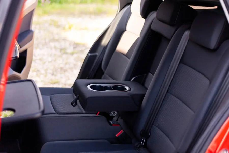 Oranžs Volkswagen Golf Sportsvan 2014 Rīga, ar dzinēja tilpumu 1.60 L un nobraukumu 209 tūkst. km par 8995 €, foto 13 vietnē AUTOMOTO.COM.LV