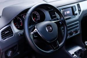 Oranžs Volkswagen Golf Sportsvan 2014 Rīga, ar dzinēja tilpumu 1.60 L un nobraukumu 209 tūkst. km par 8995 €, foto 19 vietnē AUTOMOTO.COM.LV