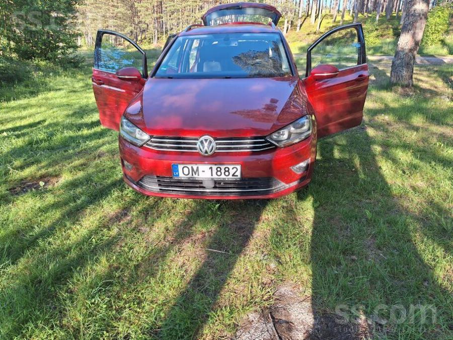 Sarkans Volkswagen Golf Sportsvan 2015 Rīga, ar dzinēja tilpumu 1.40 L un nobraukumu 208 tūkst. km par 9450 €, foto 1 vietnē AUTOMOTO.COM.LV