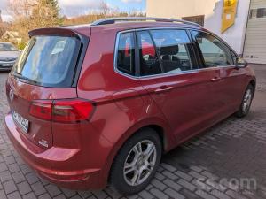 Sarkans Volkswagen Golf Sportsvan 2015 Rīga, ar dzinēja tilpumu 1.40 L un nobraukumu 208 tūkst. km par 9450 €, foto 7 vietnē AUTOMOTO.COM.LV