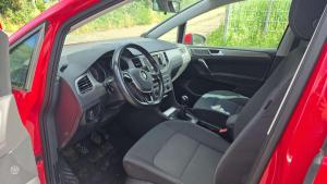 Red Volkswagen Golf Sportsvan 2015 in Marijampole, with an engine capacity of 1.60 L and mileage of 209 thousand km for 5000 €, photo 6 on AUTOMOTO.COM.LV