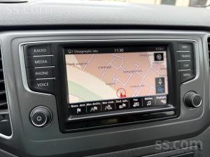Red Volkswagen Golf Sportsvan 2016 in Ogre, with an engine capacity of 1.60 L and mileage of 215 thousand km for 7999 €, photo 32 on AUTOMOTO.COM.LV