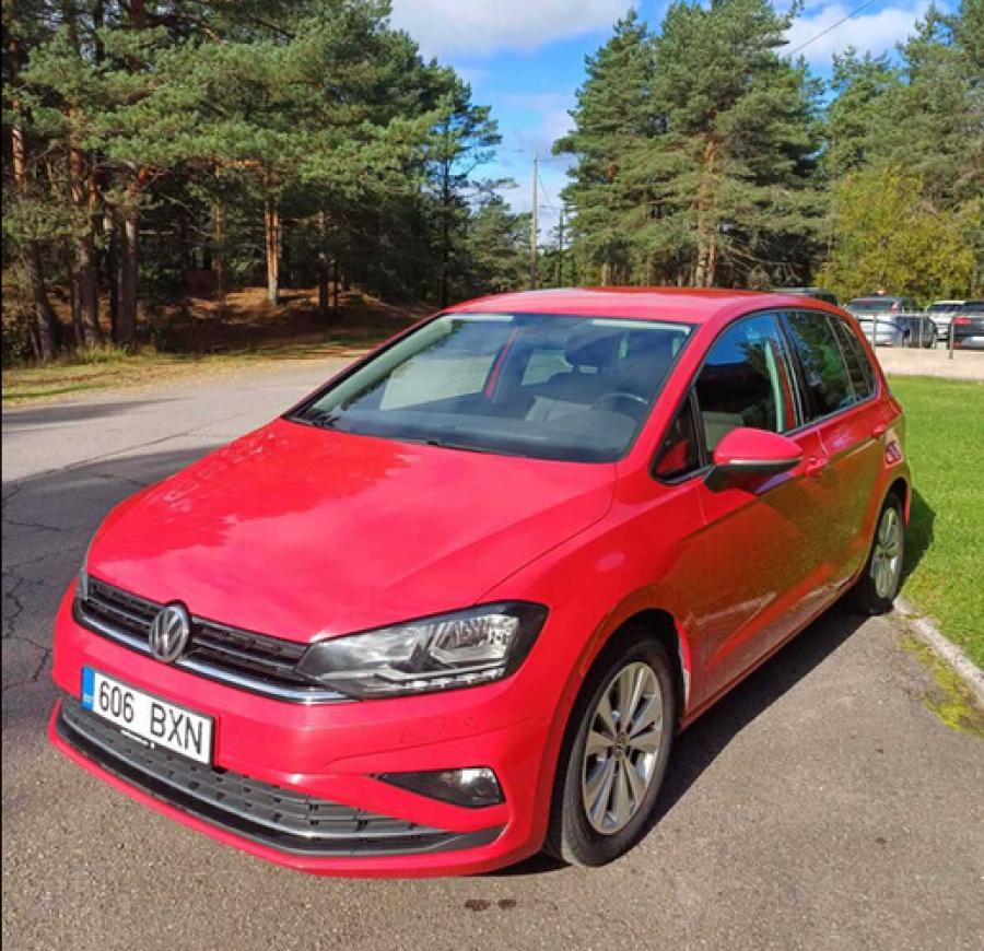 Red Volkswagen Golf Sportsvan 2018 in Tallinn, with an engine capacity of 1.60 L and mileage of 180 thousand km for 8999 €, photo 1 on AUTOMOTO.COM.LV