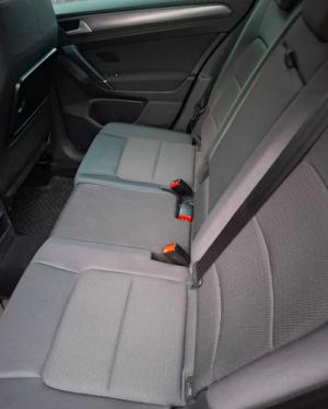 Red Volkswagen Golf Sportsvan 2018 in Tallinn, with an engine capacity of 1.60 L and mileage of 180 thousand km for 8999 €, photo 8 on AUTOMOTO.COM.LV