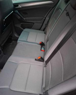 Red Volkswagen Golf Sportsvan 2018 in Tallinn, with an engine capacity of 1.60 L and mileage of 180 thousand km for 8999 €, photo 15 on AUTOMOTO.COM.LV