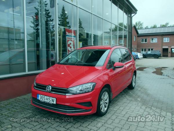Красный Фольксваген Гольф Спортсван 2019 в Тарту, объемом двигателя 1.60 л и пробегом 143 тыс. км за 12990 €, фото 1 на AUTOMOTO.COM.LV