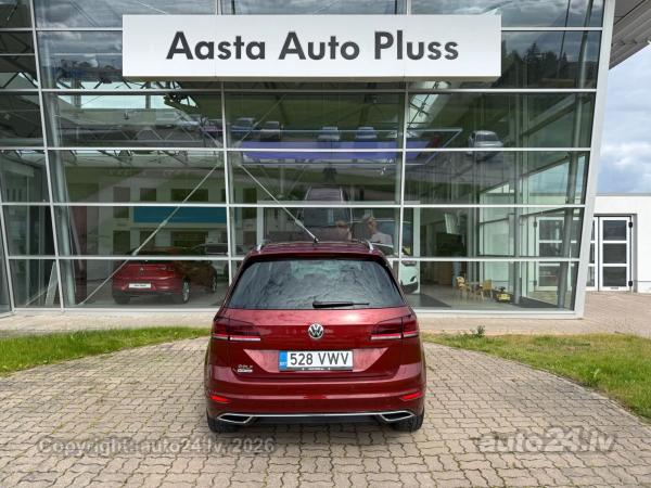 Red Volkswagen Golf Sportsvan 2020 in Tartu, with an engine capacity of 1.50 L and mileage of 67 thousand km for 15500 €, photo 5 on AUTOMOTO.COM.LV