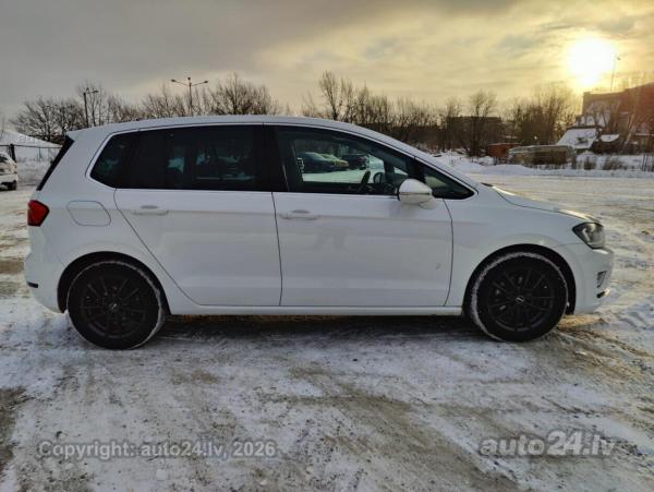 Balts Volkswagen Golf Sportsvan 2014 Tallina, ar dzinēja tilpumu 1.40 L un nobraukumu 170 tūkst. km par 8600 €, foto 1 vietnē AUTOMOTO.COM.LV