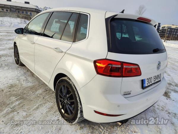 Balts Volkswagen Golf Sportsvan 2014 Tallina, ar dzinēja tilpumu 1.40 L un nobraukumu 170 tūkst. km par 8600 €, foto 6 vietnē AUTOMOTO.COM.LV