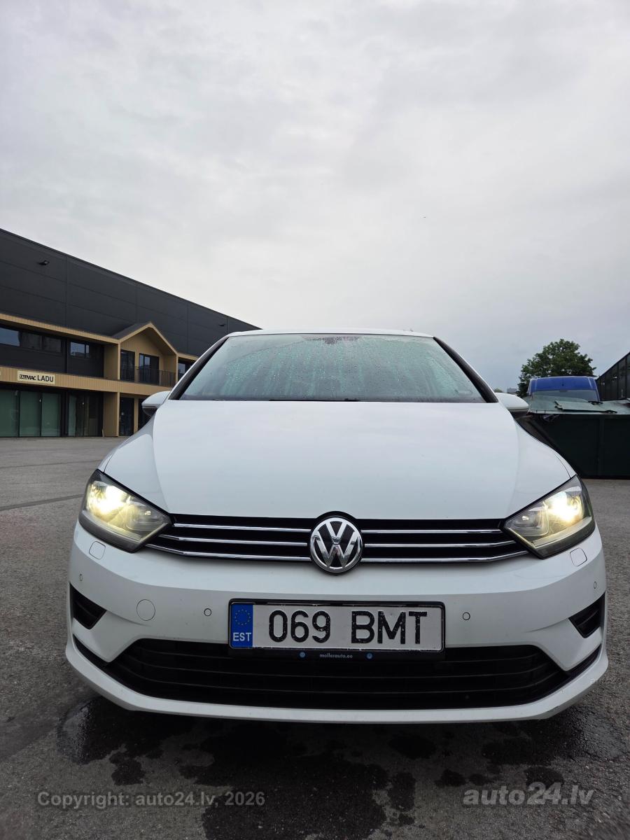 Balts Volkswagen Golf Sportsvan 2014 Tallina, ar dzinēja tilpumu 1.40 L un nobraukumu 137 tūkst. km par 8400 €, foto 3 vietnē AUTOMOTO.COM.LV