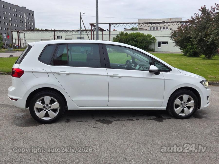 Balts Volkswagen Golf Sportsvan 2014 Tallina, ar dzinēja tilpumu 1.40 L un nobraukumu 137 tūkst. km par 8400 €, foto 8 vietnē AUTOMOTO.COM.LV