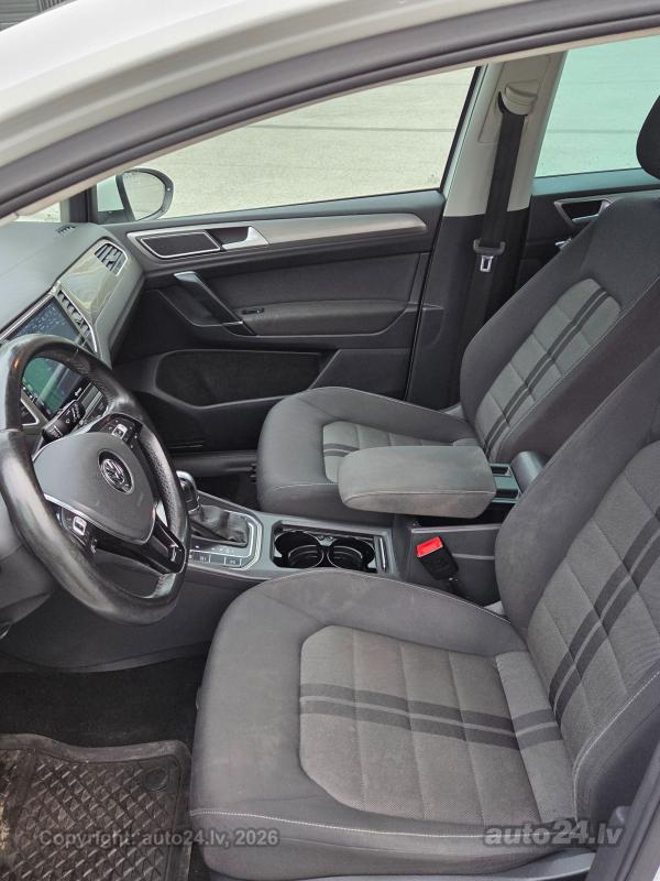 Balts Volkswagen Golf Sportsvan 2014 Tallina, ar dzinēja tilpumu 1.40 L un nobraukumu 137 tūkst. km par 8400 €, foto 10 vietnē AUTOMOTO.COM.LV
