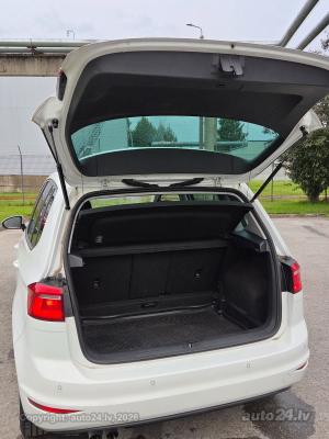 Balts Volkswagen Golf Sportsvan 2014 Tallina, ar dzinēja tilpumu 1.40 L un nobraukumu 137 tūkst. km par 8400 €, foto 12 vietnē AUTOMOTO.COM.LV