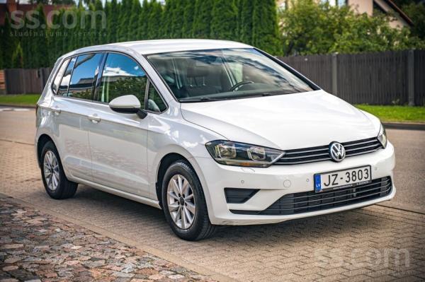 White Volkswagen Golf Sportsvan 2015 in Riga, with an engine capacity of 1.40 L and mileage of 197 thousand km for 5990 €, photo 3 on AUTOMOTO.COM.LV