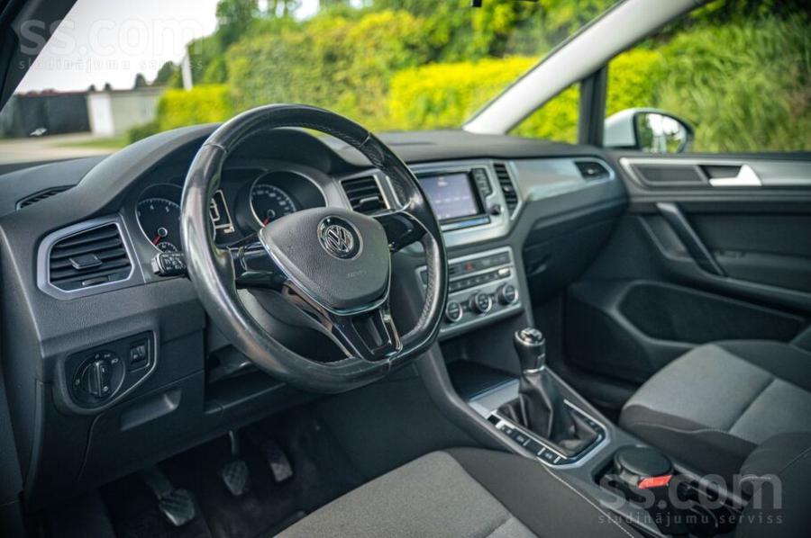 Balts Volkswagen Golf Sportsvan 2015 Rīga, ar dzinēja tilpumu 1.40 L un nobraukumu 197 tūkst. km par 5990 €, foto 11 vietnē AUTOMOTO.COM.LV