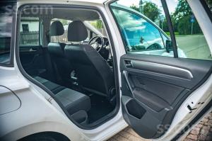 Balts Volkswagen Golf Sportsvan 2015 Rīga, ar dzinēja tilpumu 1.40 L un nobraukumu 197 tūkst. km par 5990 €, foto 12 vietnē AUTOMOTO.COM.LV